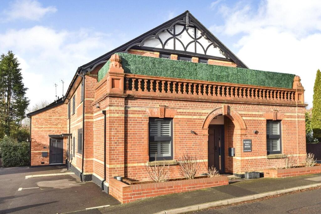 3 bedroom end of terrace house for sale in Scotland Hill, Sandhurst ...