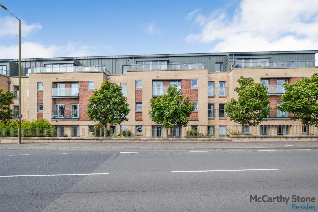 2 bedroom apartment for sale in Lyle Court, Barnton Grove, Edinburgh, EH4