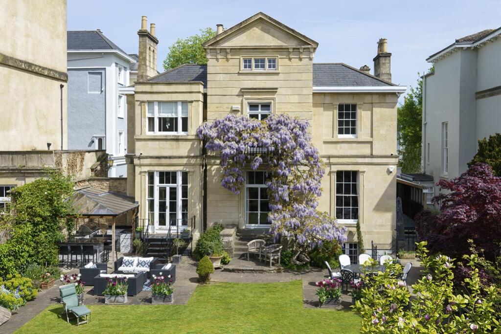 4 bedroom detached house for sale in Clifton, Bristol, BS8