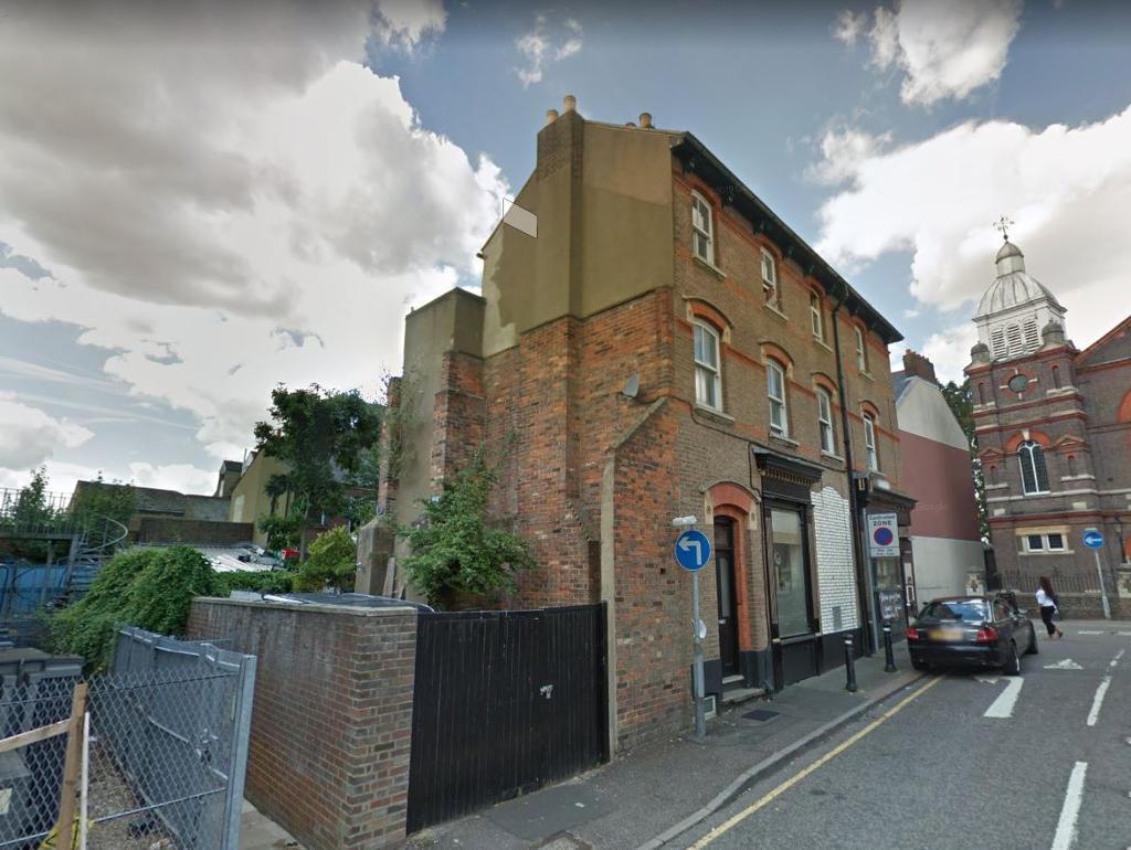 Land for sale in High Town Road, Luton, Bedfordshire, LU2 0DE, LU2