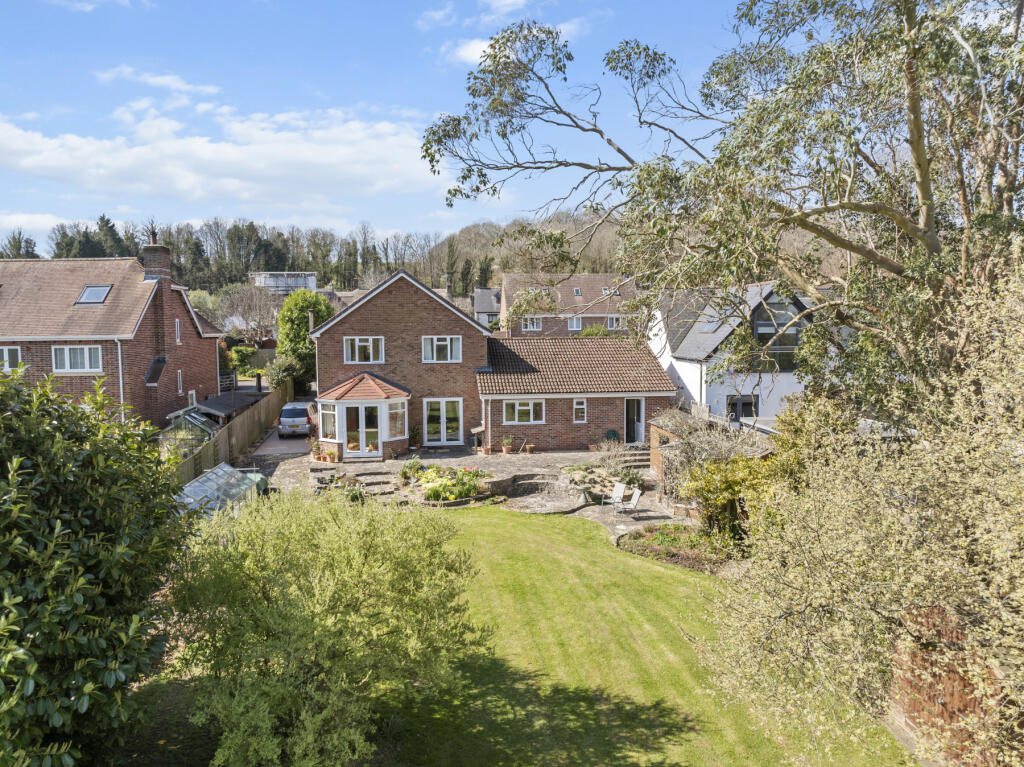 4 bedroom detached house for sale in Spetisbury, Blandford Forum ...