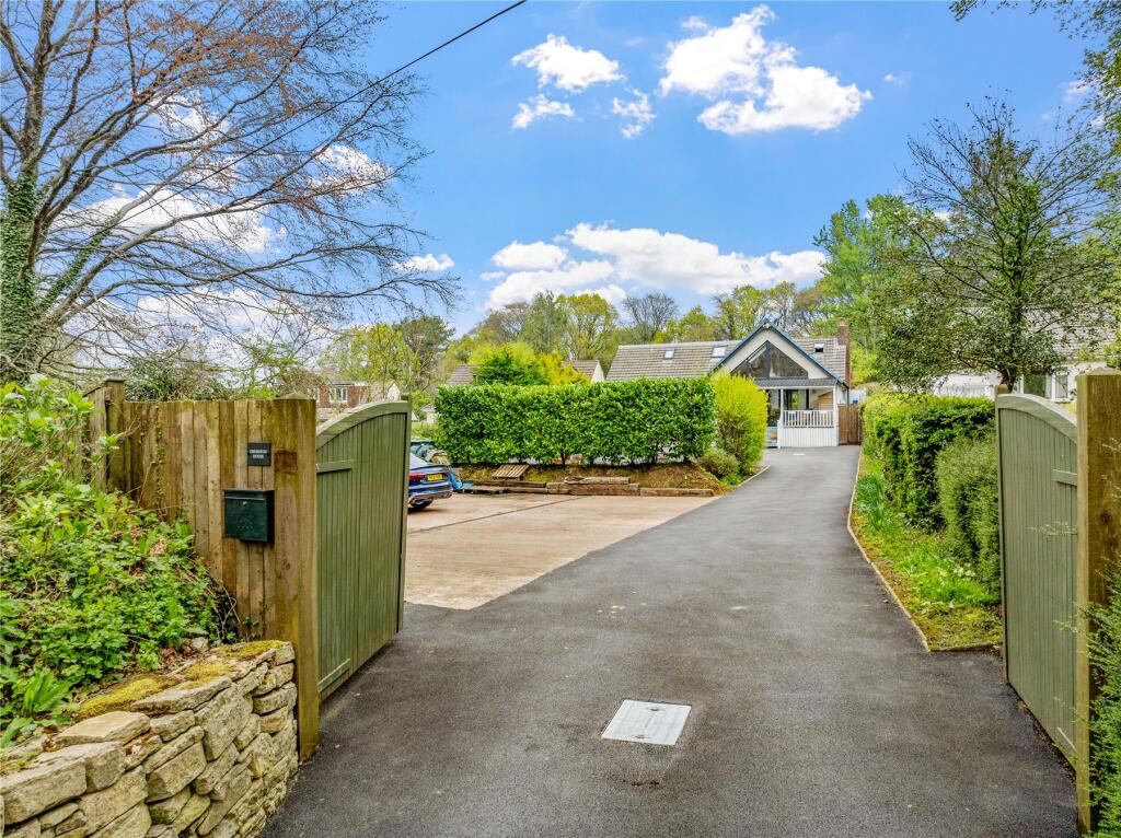 5 bedroom detached house for sale in Axminster, Devon, EX13