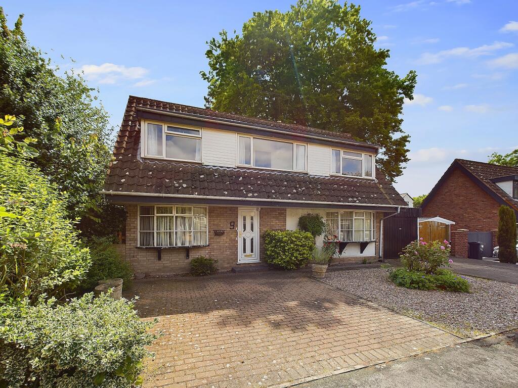 3 Bedroom Detached House For Sale In Lansdowne Grove Chester Ch4