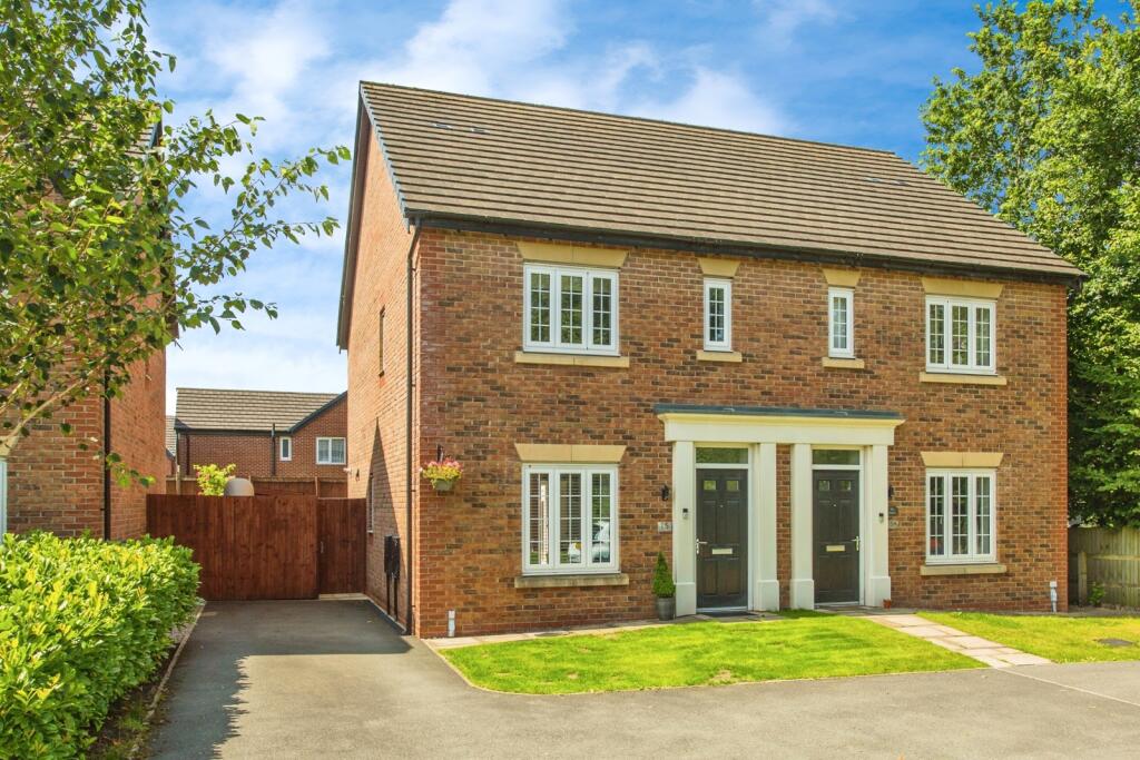 3 bedroom semi-detached house for sale in Priors Lea Court, Fulwood ...