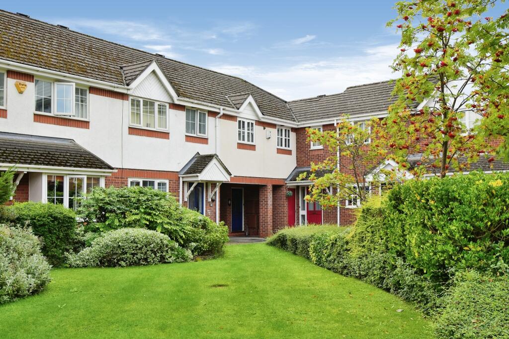 1 bedroom maisonette for sale in St. James Court, Altrincham, Greater ...