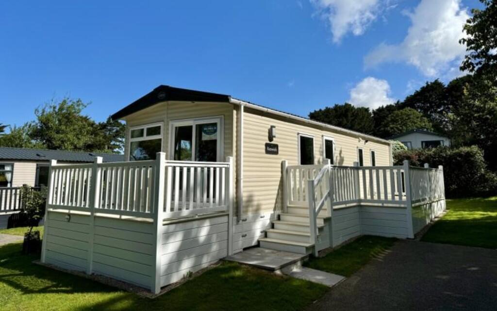 2 bedroom mobile home for sale in Silverbow Country Park , Perranwell ...