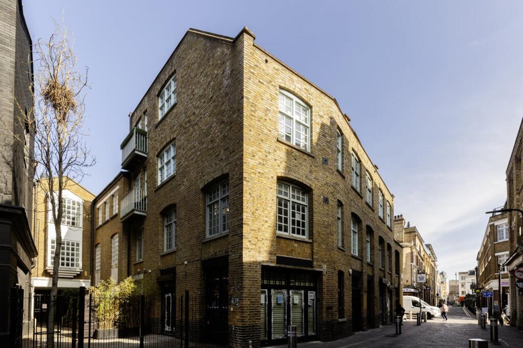 High street retail property to lease in 43-45 Rivington Street, London ...