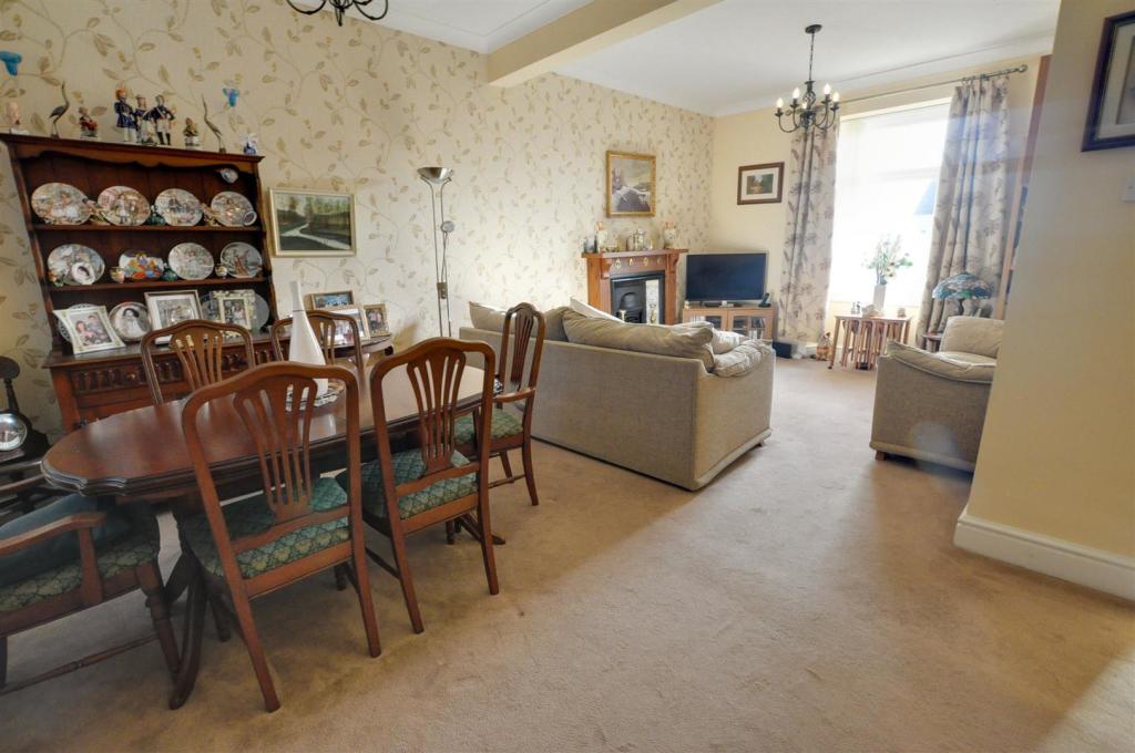 3 bedroom semi-detached house for sale in Elgin Road, Pwll, Llanelli, SA15