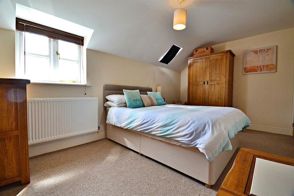 3 bedroom semi-detached house for sale in Marloes, SA62