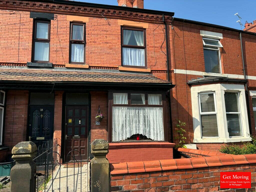 3 bedroom terraced house for sale in Ruabon Road, Wrexham, LL13