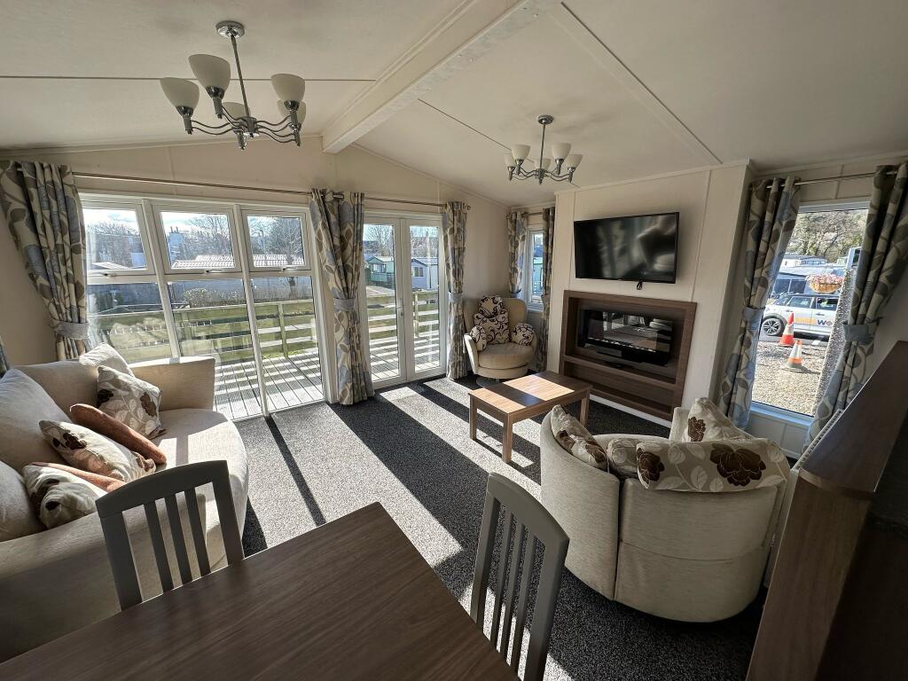 3 bedroom caravan for sale in Castle Douglas, Dumfries and Galloway ...