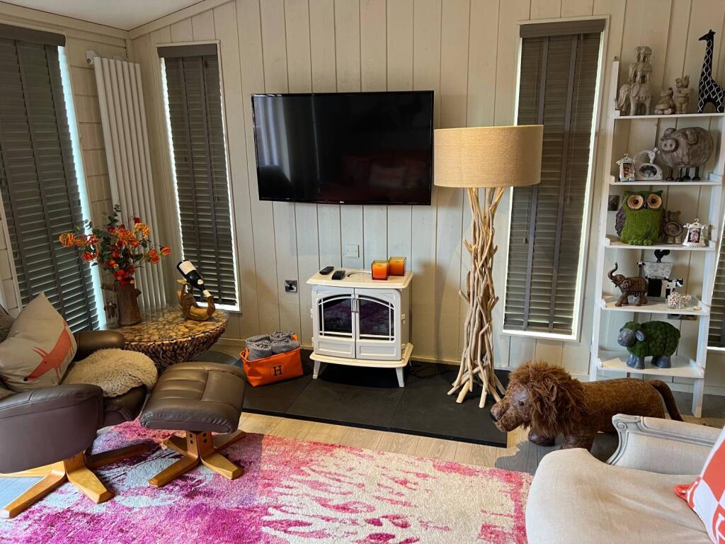 2 bedroom lodge for sale in 3 south beach road, Hunstanton, PE36 5BB, PE36