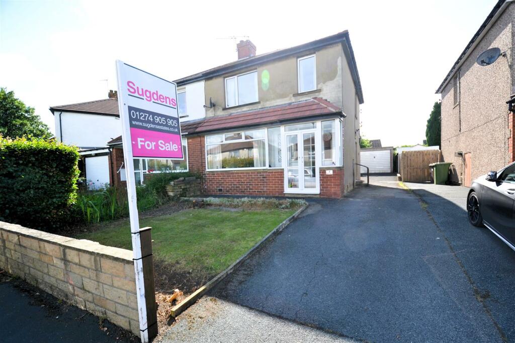 3 Bedroom Semi Detached House For Sale In Greenton Avenue Scholes