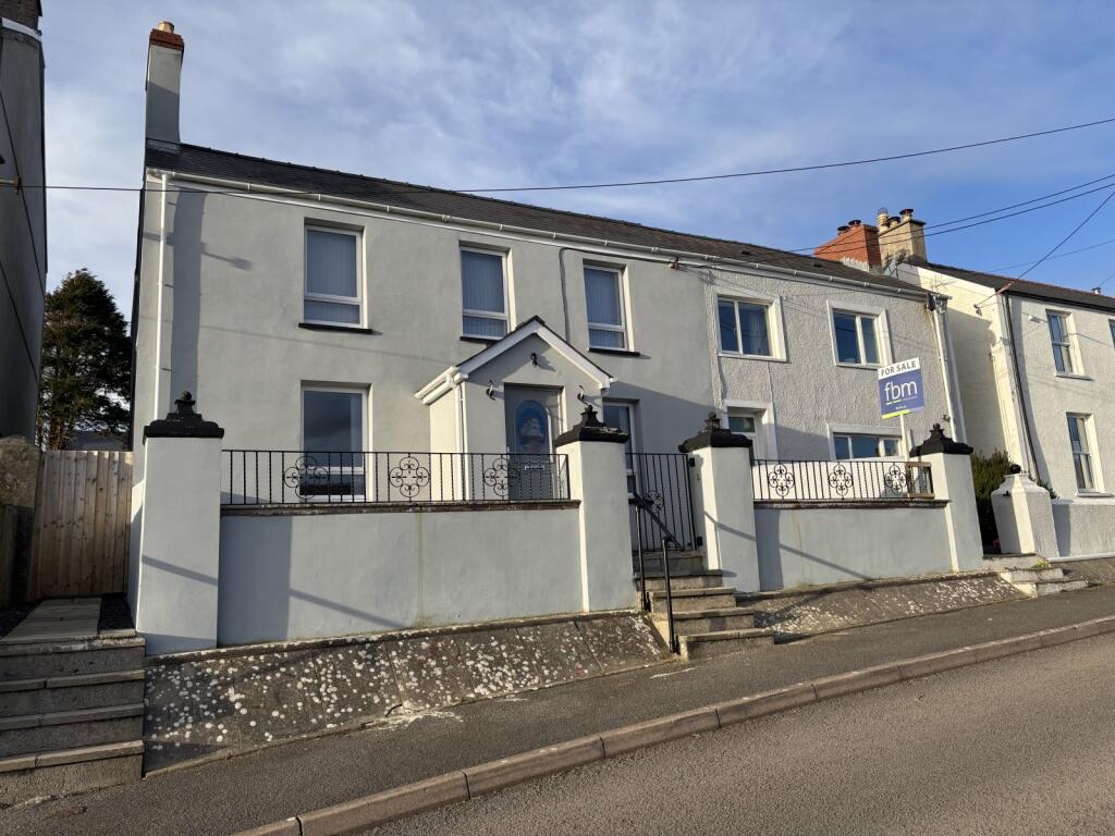 4 bedroom semi-detached house for sale in Hazelbank, Llanstadwell ...