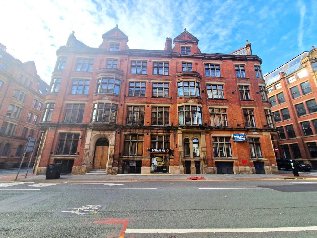 High street retail property to lease in 48 Princess Street, Manchester ...