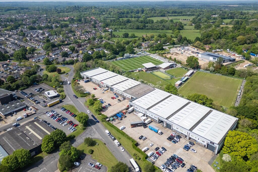 Industrial park to lease in Unit 4 South Hampshire Industrial Park ...