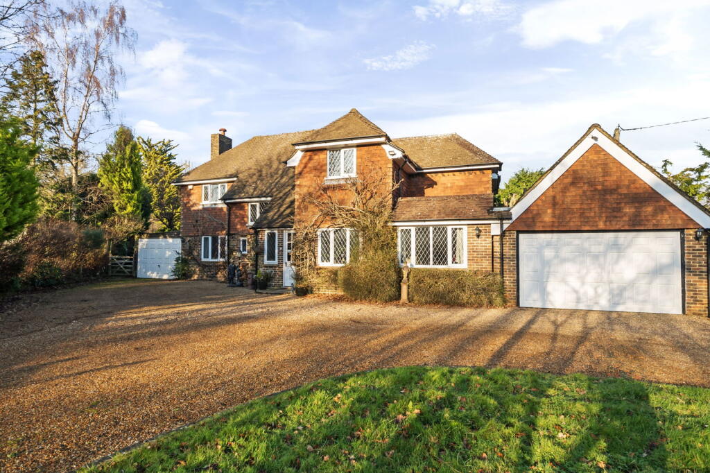 5 bedroom detached house for sale in Carlton Road, South Godstone ...