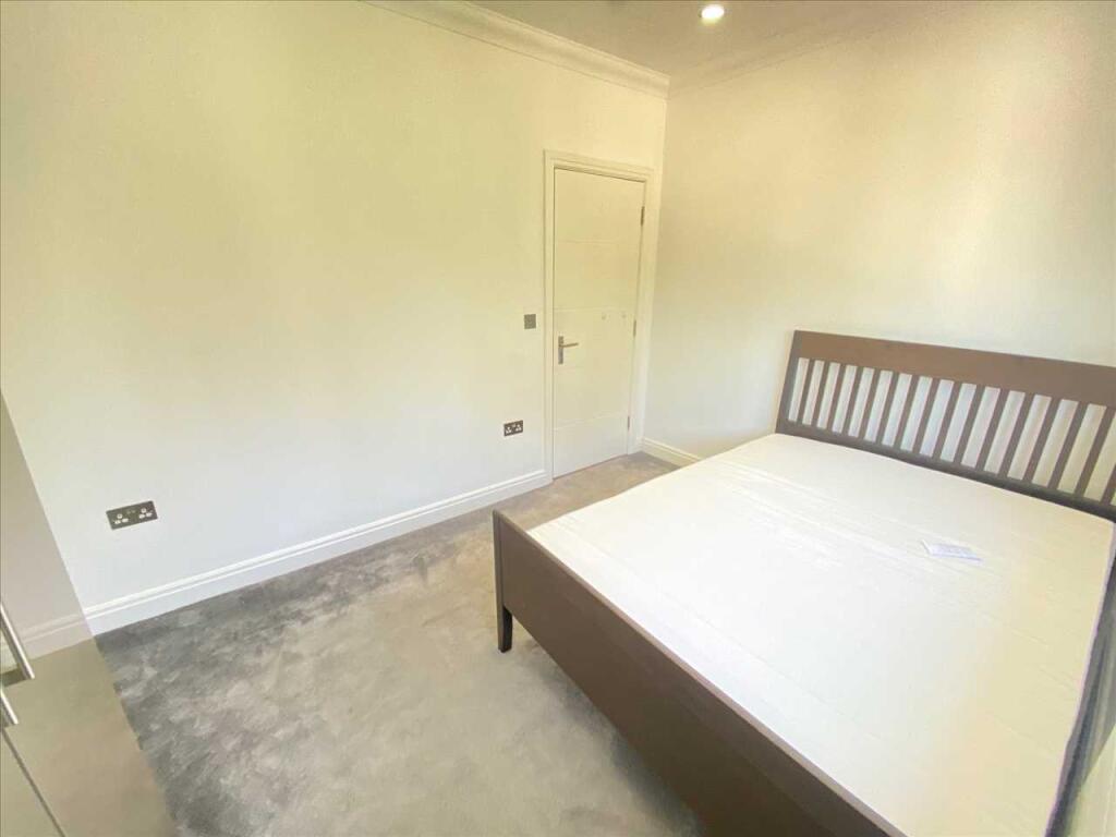 House share for rent in Perryn Road, Acton, W3