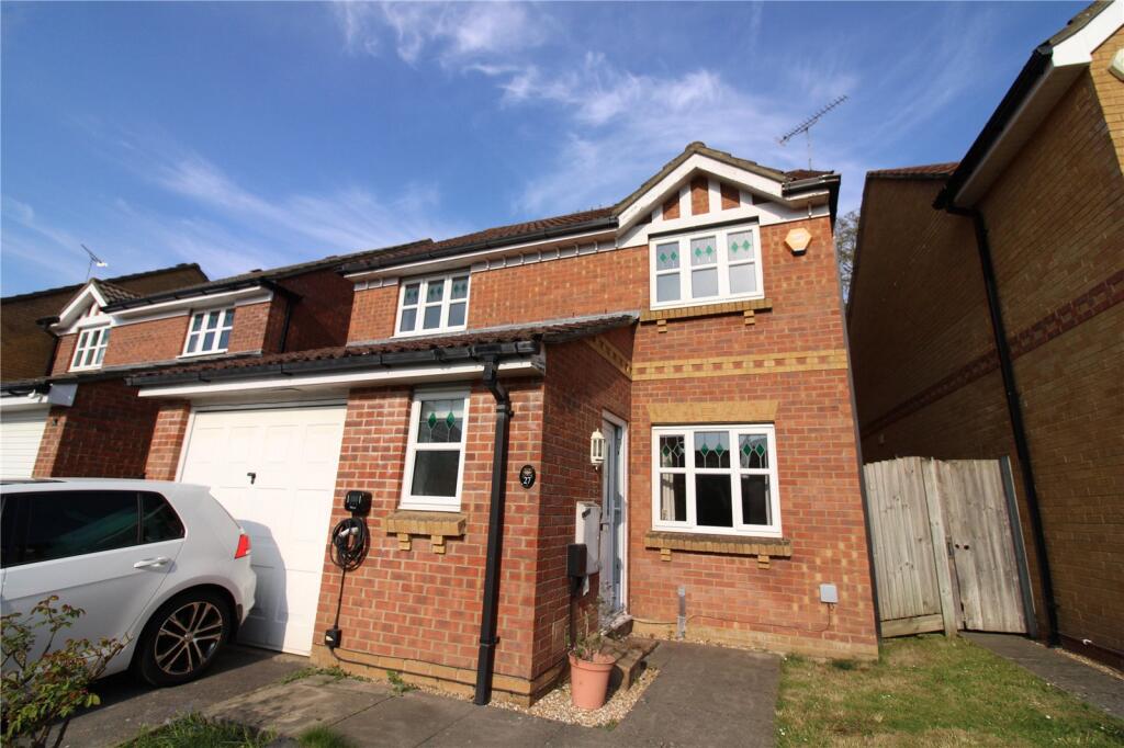 3 bedroom detached house for rent in Stag Way, Fareham, Hampshire, PO15