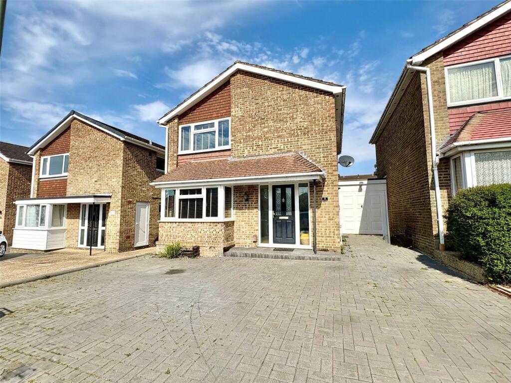 3 bedroom link detached house for sale in Duncans Drive, Fareham ...