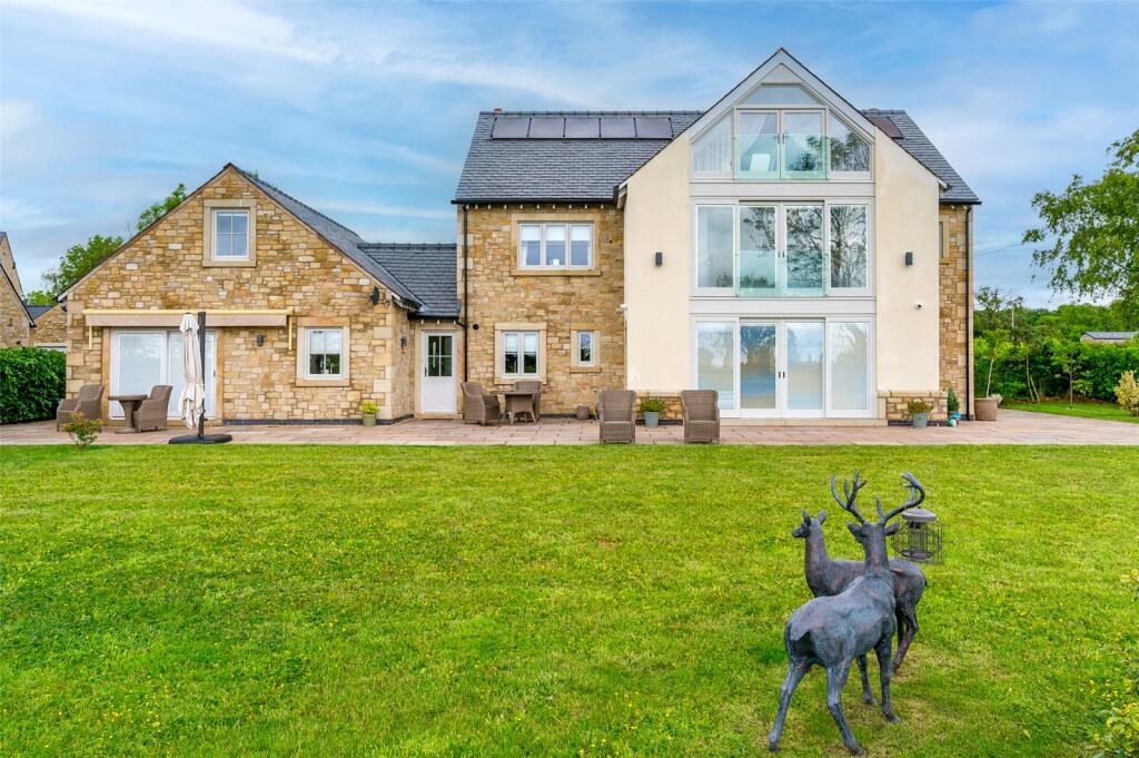 6 bedroom detached house for sale in Horns Fold, Goosnargh, Preston ...