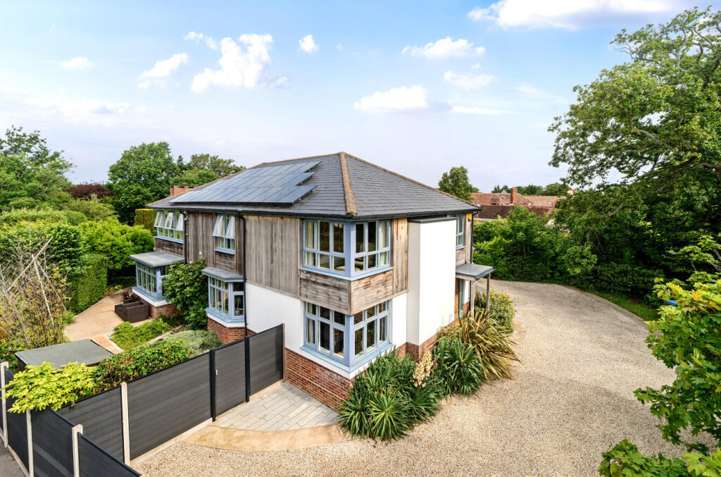 5 bedroom detached house for sale in Crofton Lane, Hill Head, Fareham ...