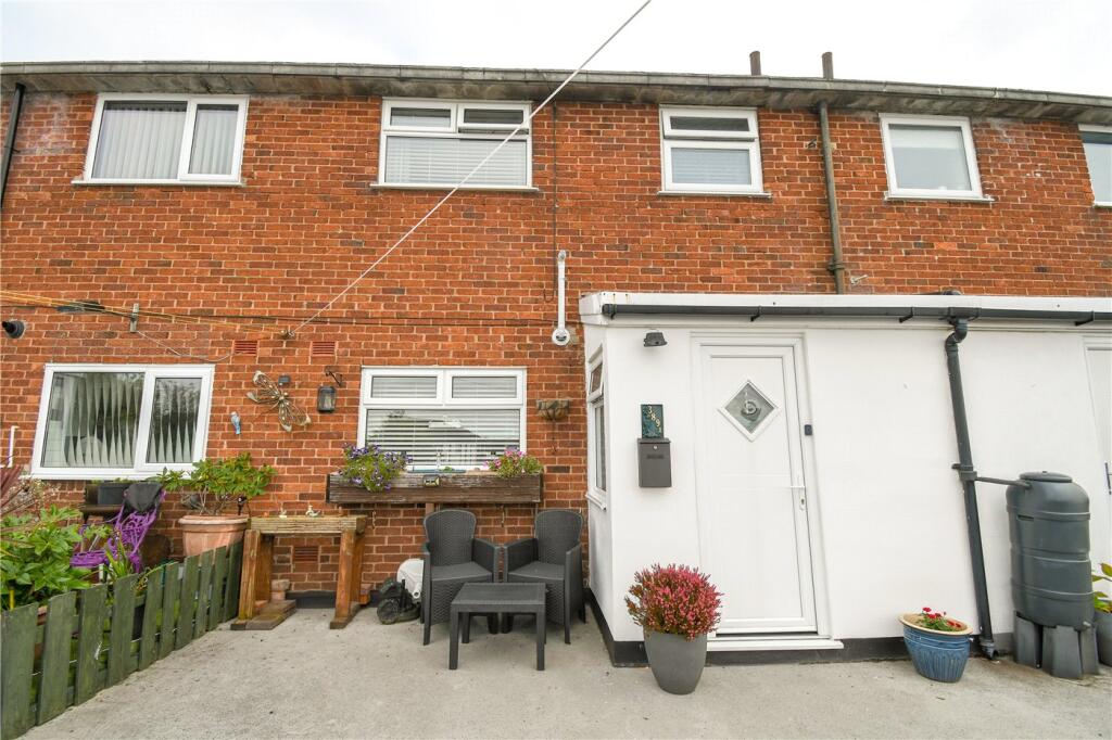 3 bedroom terraced house for sale in Pensby Road, Heswall, Wirral, CH61