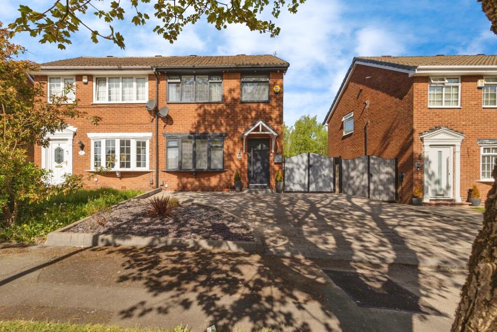 3 bedroom semi-detached house for sale in The Fairway, Manchester ...