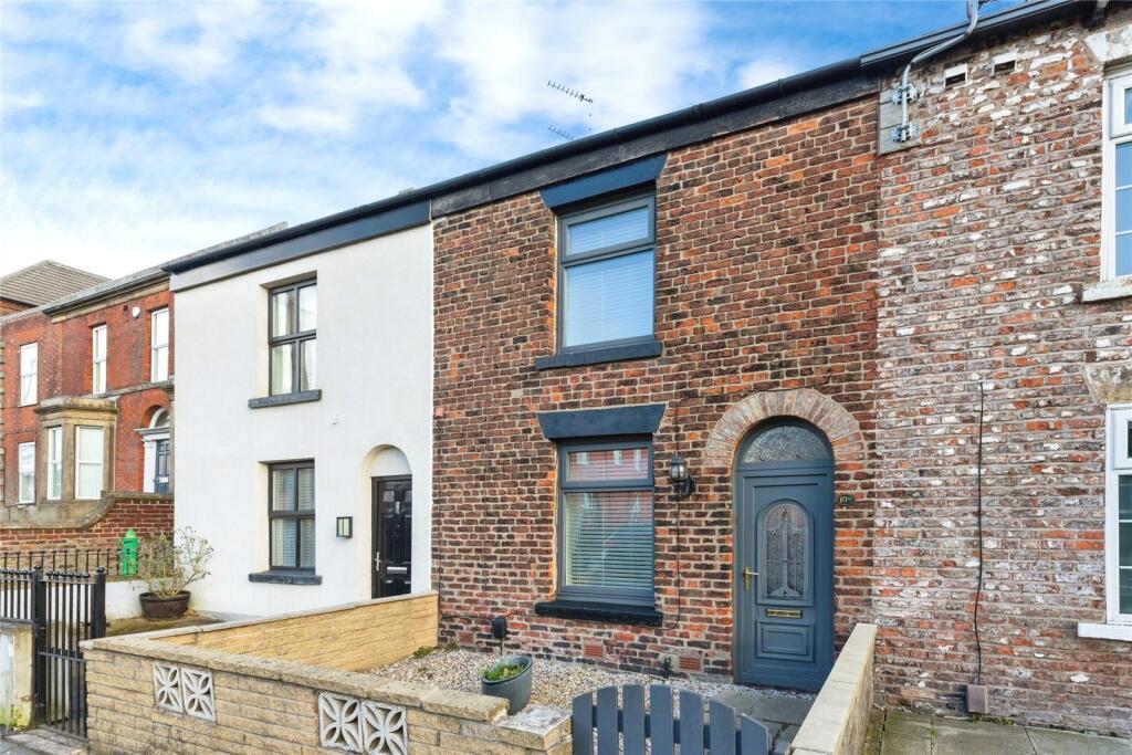 2 bedroom terraced house for sale in Manchester Road, Bury, Greater ...