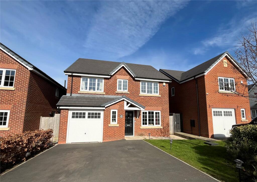 4 bedroom detached house for sale in Seatallan Drive, Middleton ...