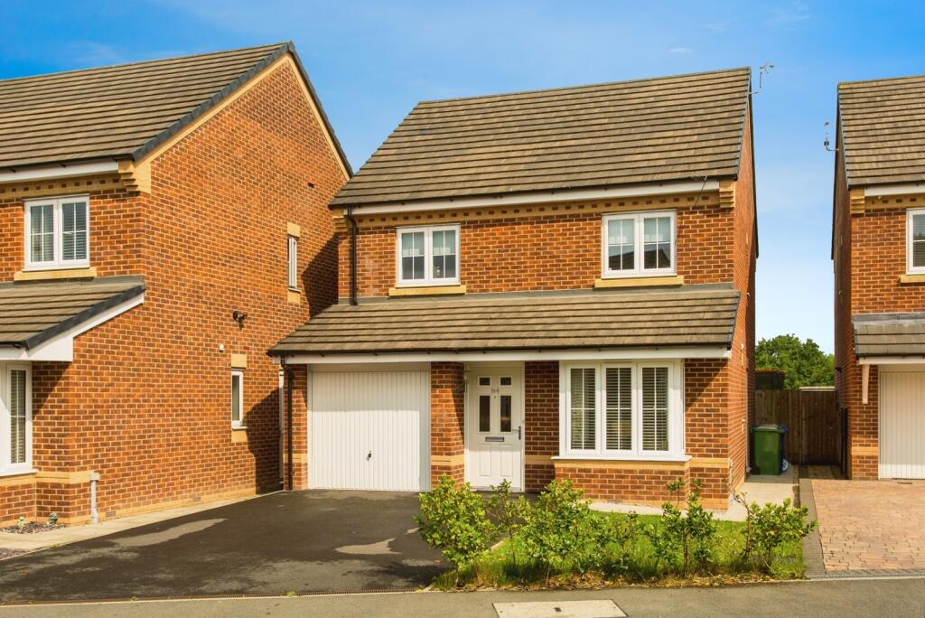 4 bedroom detached house for sale in Mill Lane, Coppull, Chorley ...