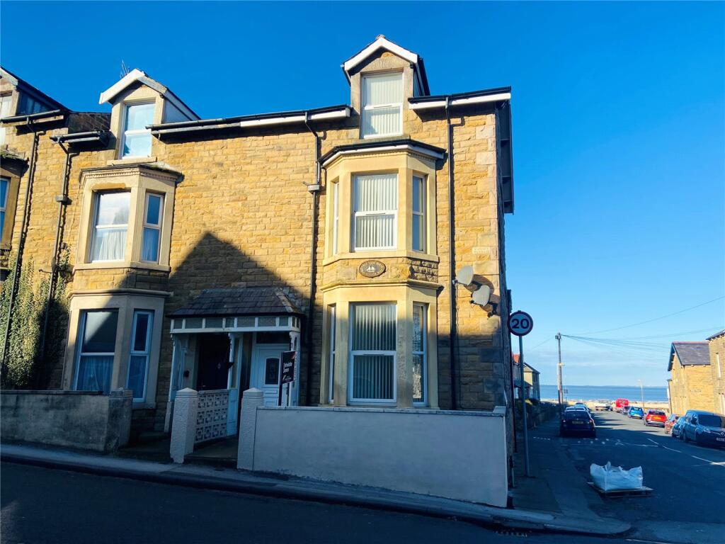 1 bedroom flat for sale in Heysham Road, Heysham, Morecambe, Lancashire ...