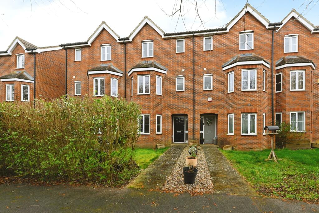 4 bedroom terraced house for sale in Water Meadow Way, Downham Market ...