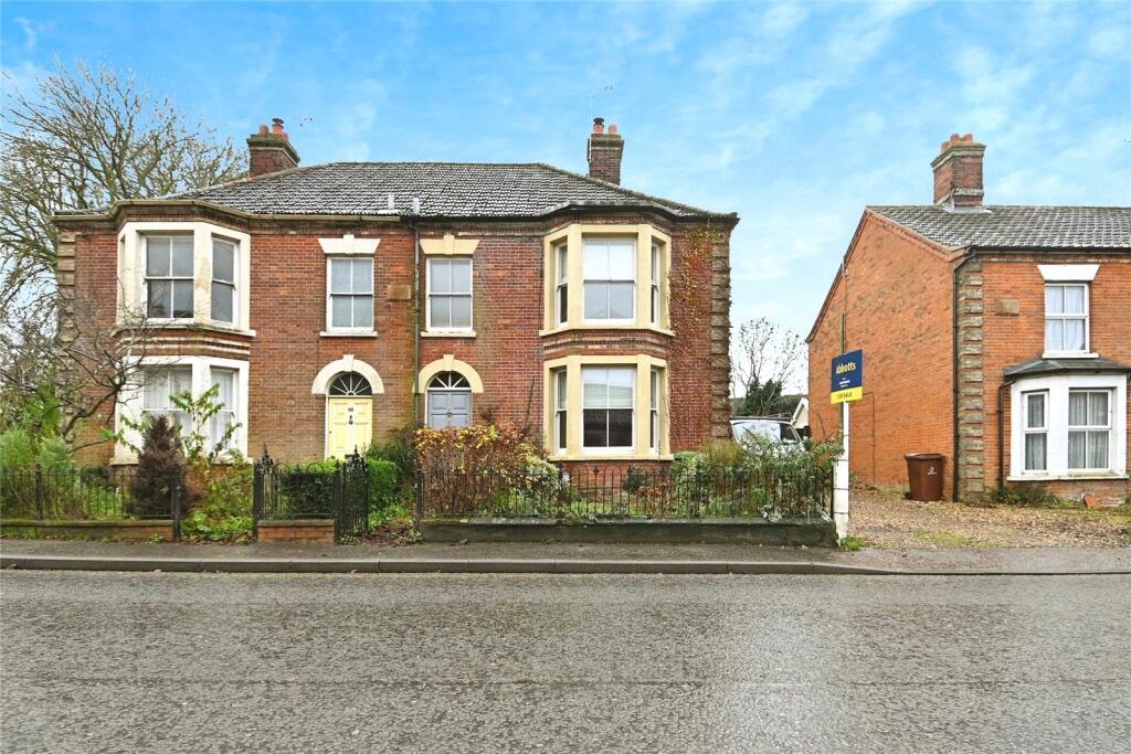 4 bedroom semi-detached house for sale in High Street, Watton, Thetford ...