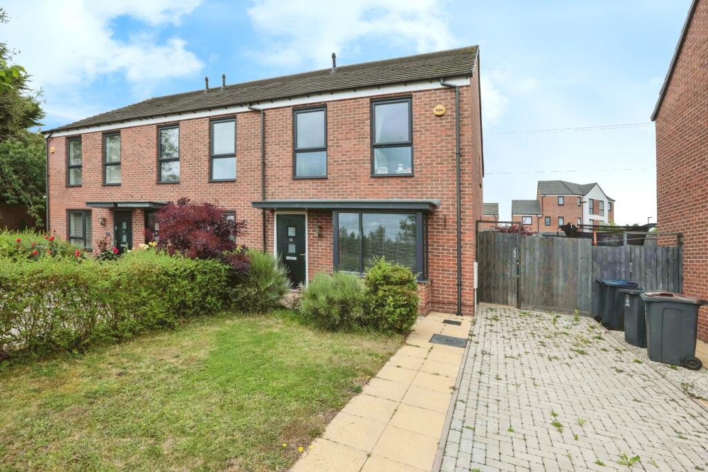 3 Bedroom Semi Detached House For Sale In Gorsymead Grove Birmingham