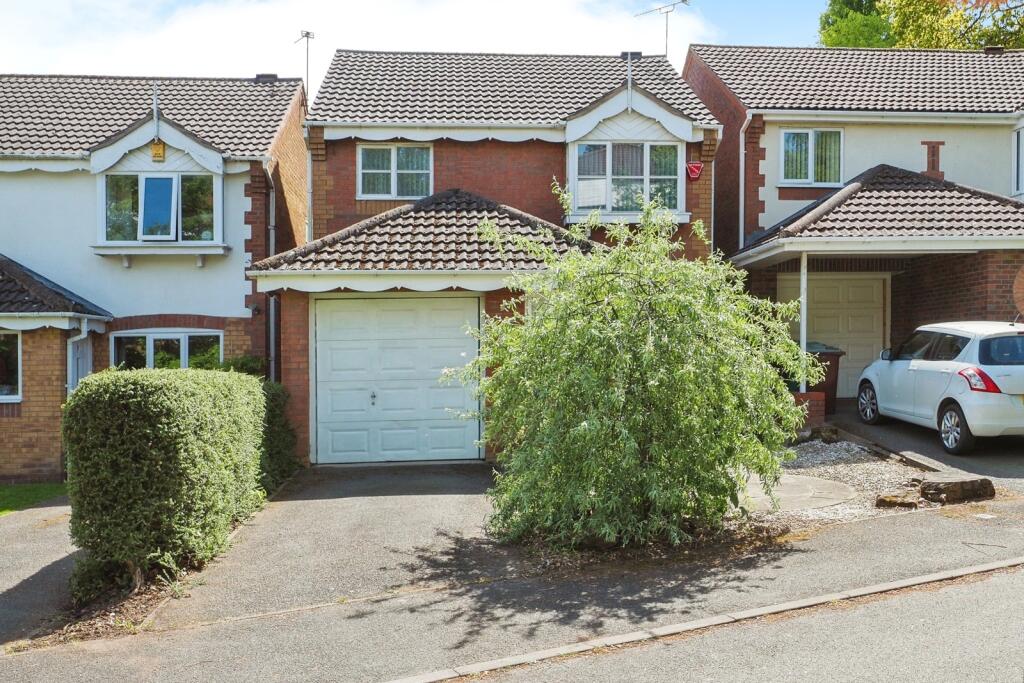 3 bedroom detached house for sale in Coachmans Croft, Wollaton ...