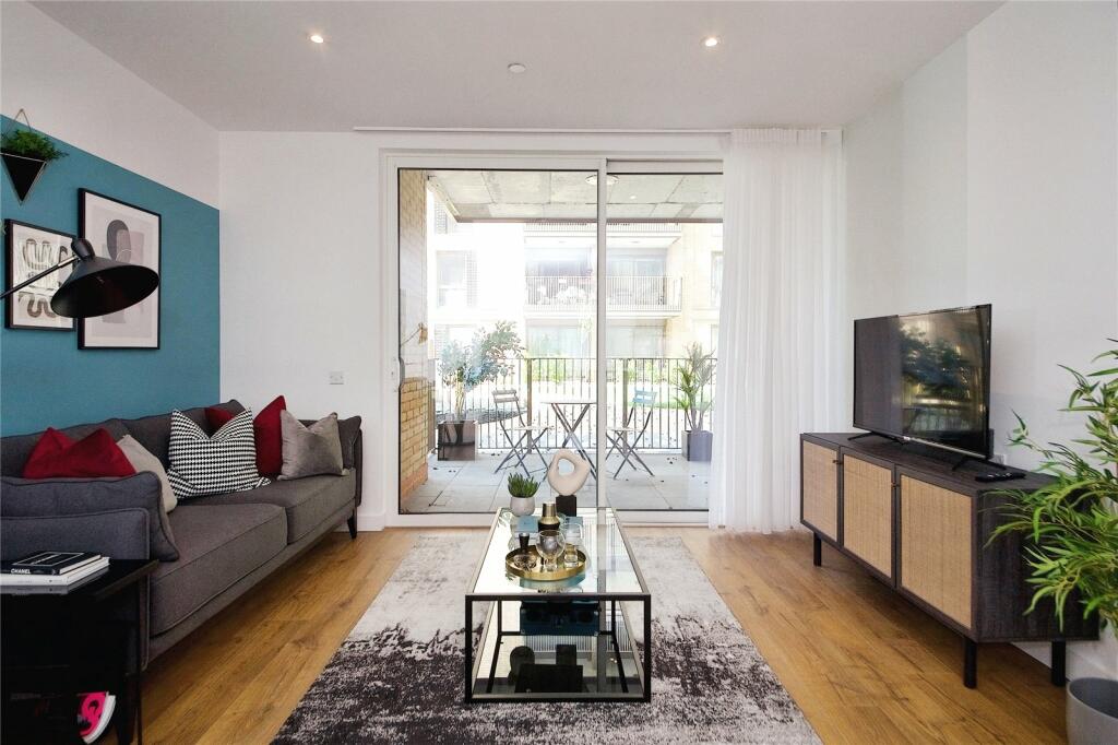 1 bedroom flat for sale in Neasden Lane, London, NW10