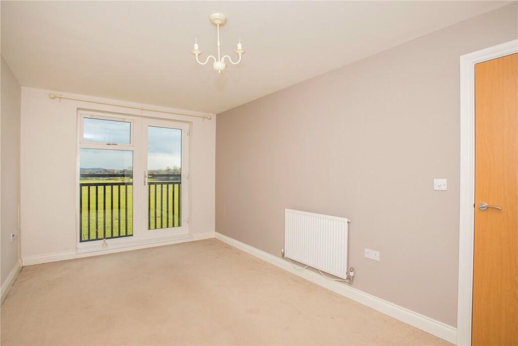 2 bedroom flat for sale in Tanners Close, Crayford, Dartford, DA1