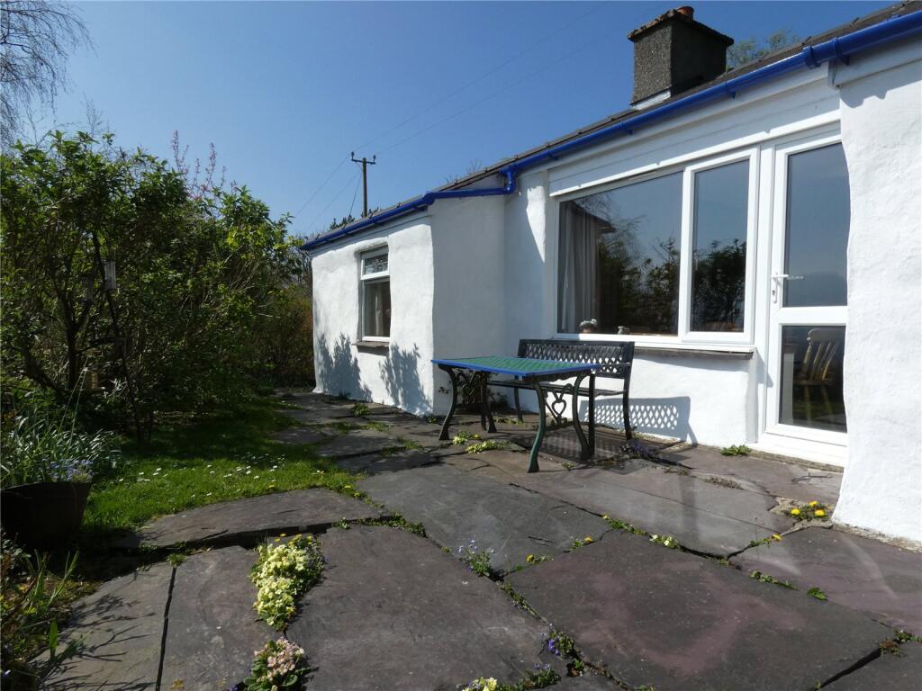 3 bedroom detached house for sale in Fachwen, Caernarfon, Gwynedd, LL55