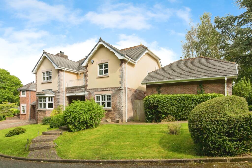 4 bedroom detached house for sale in Coed Yr Afon, Conwy, Conwy, LL32