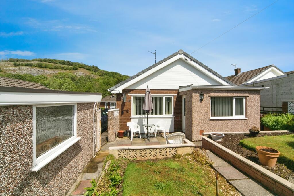 2 bedroom bungalow for sale in Nant Y Glyn, Llandudno Junction, Conwy, LL31