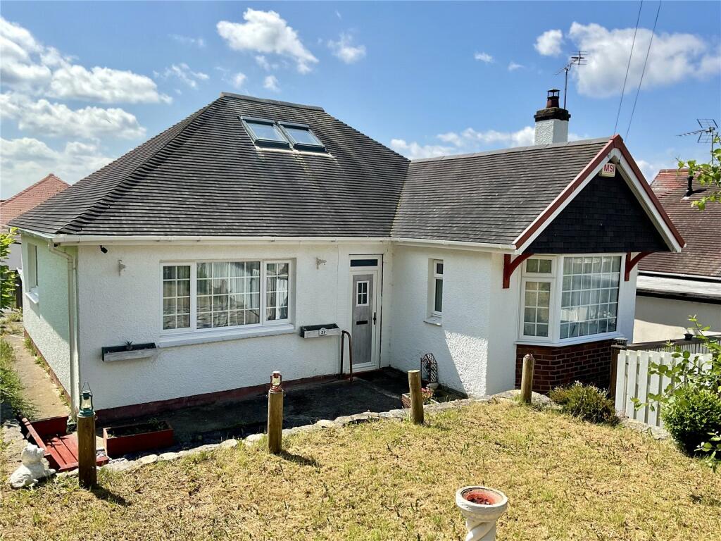 3 bedroom bungalow for sale in The Avenue, Prestatyn, The Avenue ...