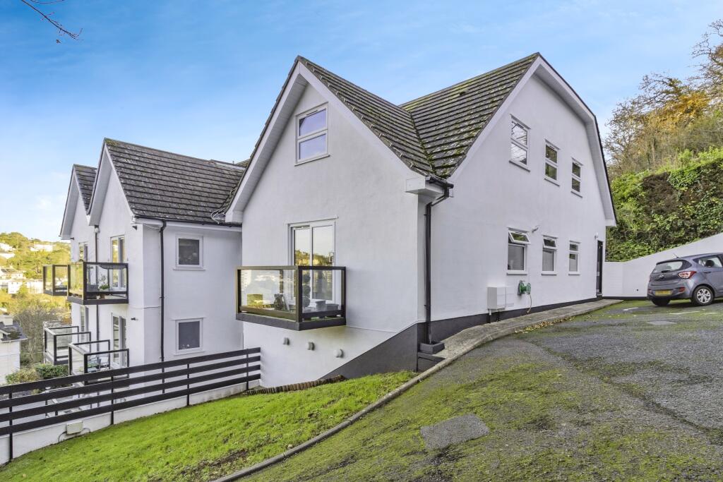 2 bedroom flat for sale in Higher Erith Road, Torquay, Devon, TQ1