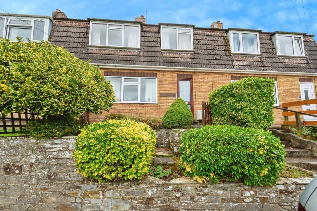 3 bedroom terraced house for sale in Queens Park, Wadebridge, Cornwall ...