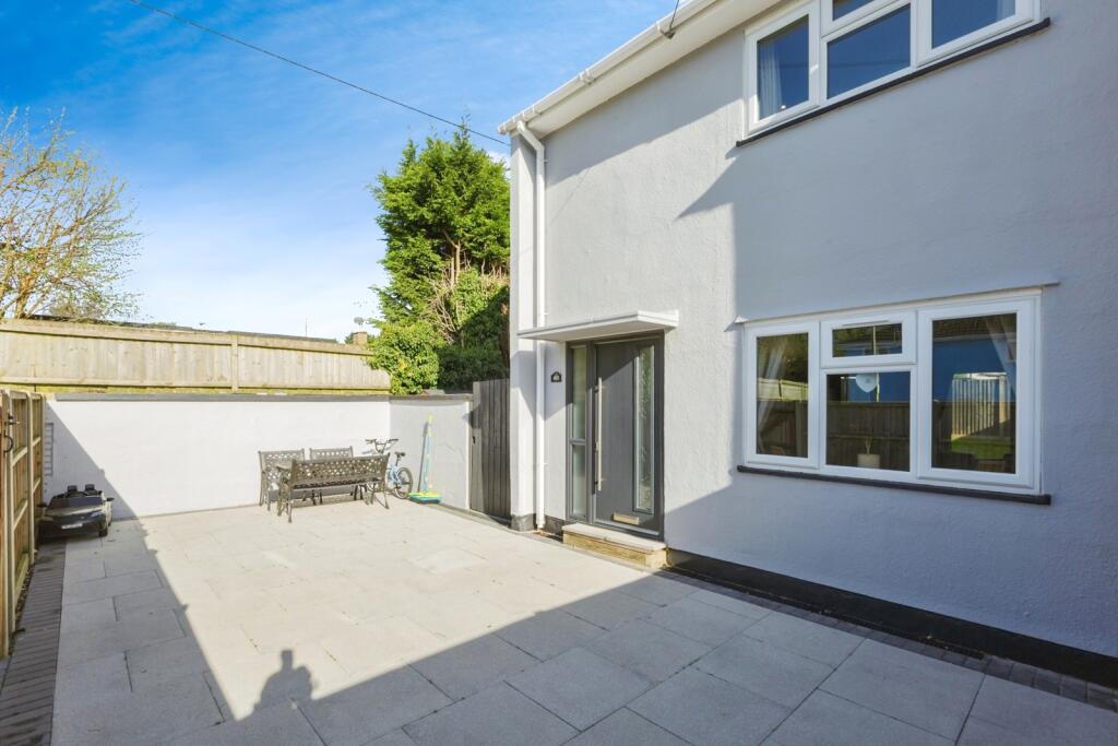 2 bedroom end of terrace house for sale in Sturdee Road, Leicester ...