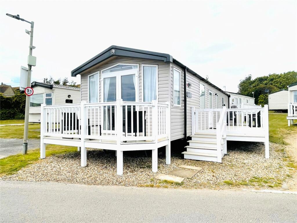 2 bedroom park home for sale in West Bay Holiday Park, Bridport, Dorset, DT6