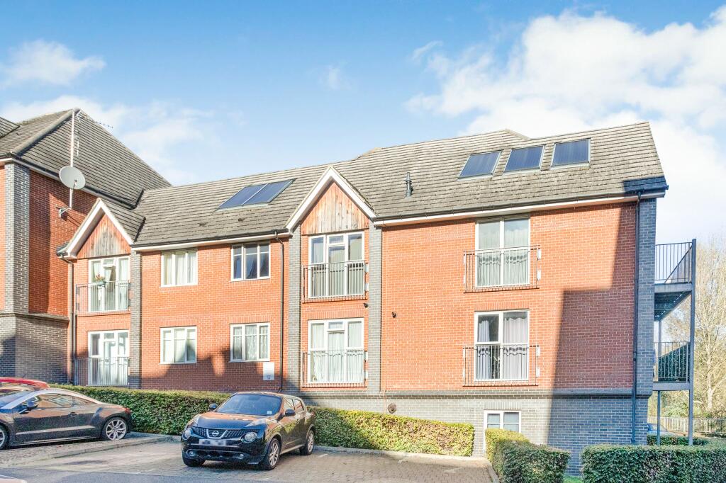 1 bedroom flat for sale in Millward Drive, Bletchley, Milton Keynes ...