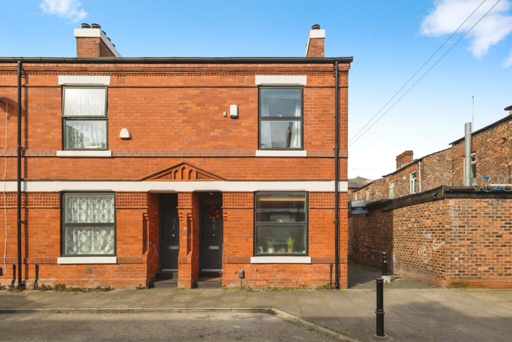 3 bedroom end of terrace house for sale in Rosebery Street, Manchester ...