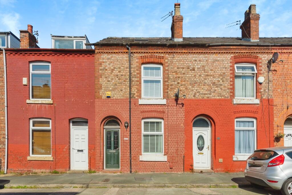 3 bedroom terraced house for sale in Meredith Street, Manchester ...