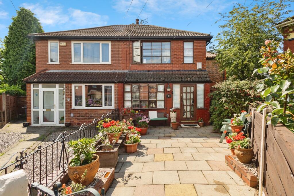 2 bedroom semi-detached house for sale in Furnival Close, Dane Bank ...